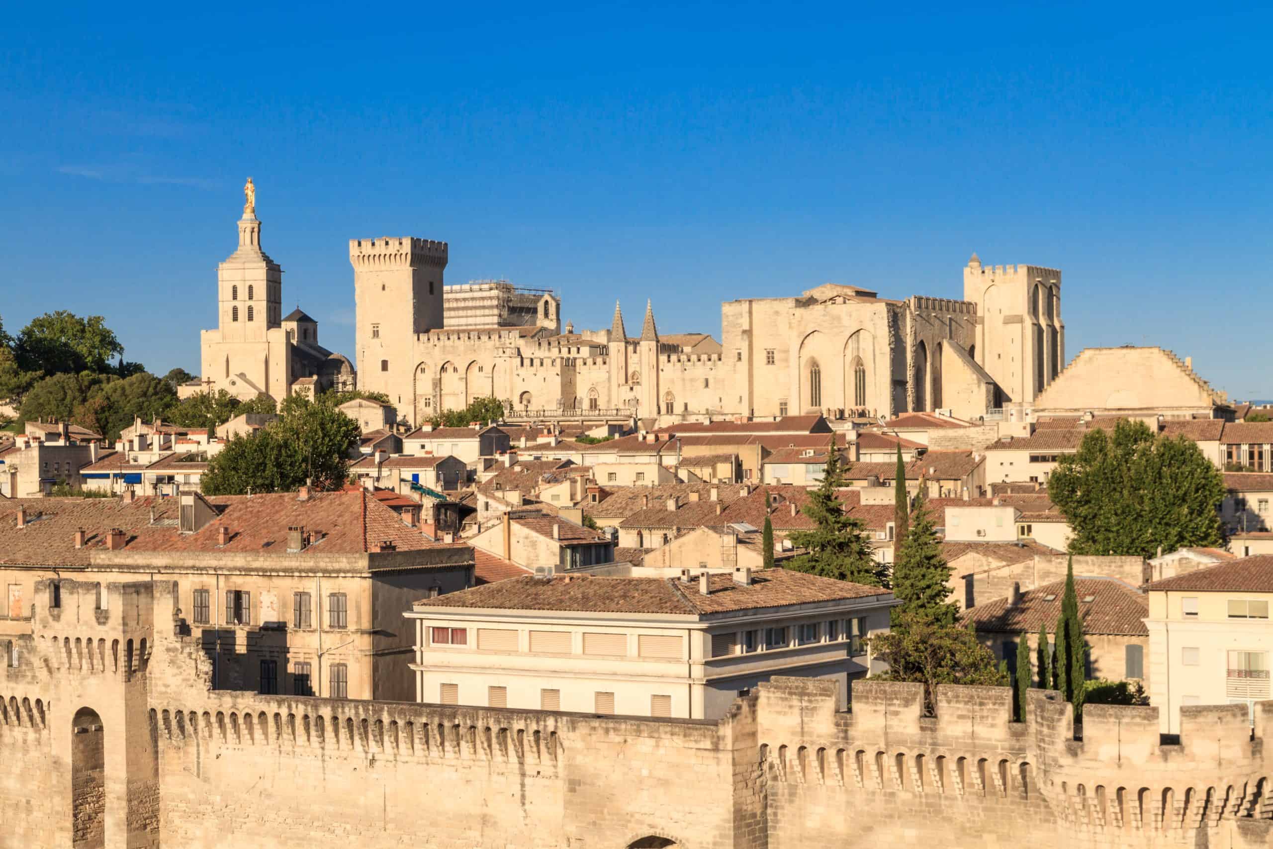 Is Avignon Worth Visiting? Who Should Visit, Why, and Quick Guide ...