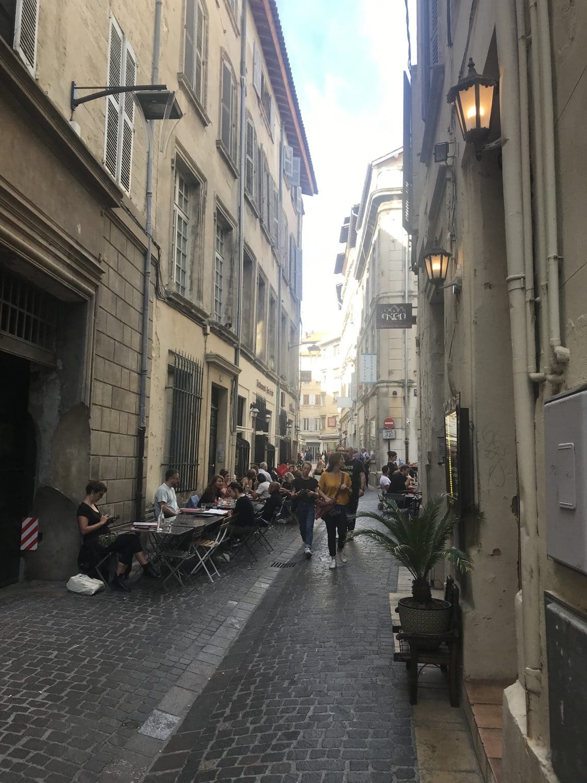Is Avignon Worth Visiting? Who Should Visit, Why, and Quick Guide ...