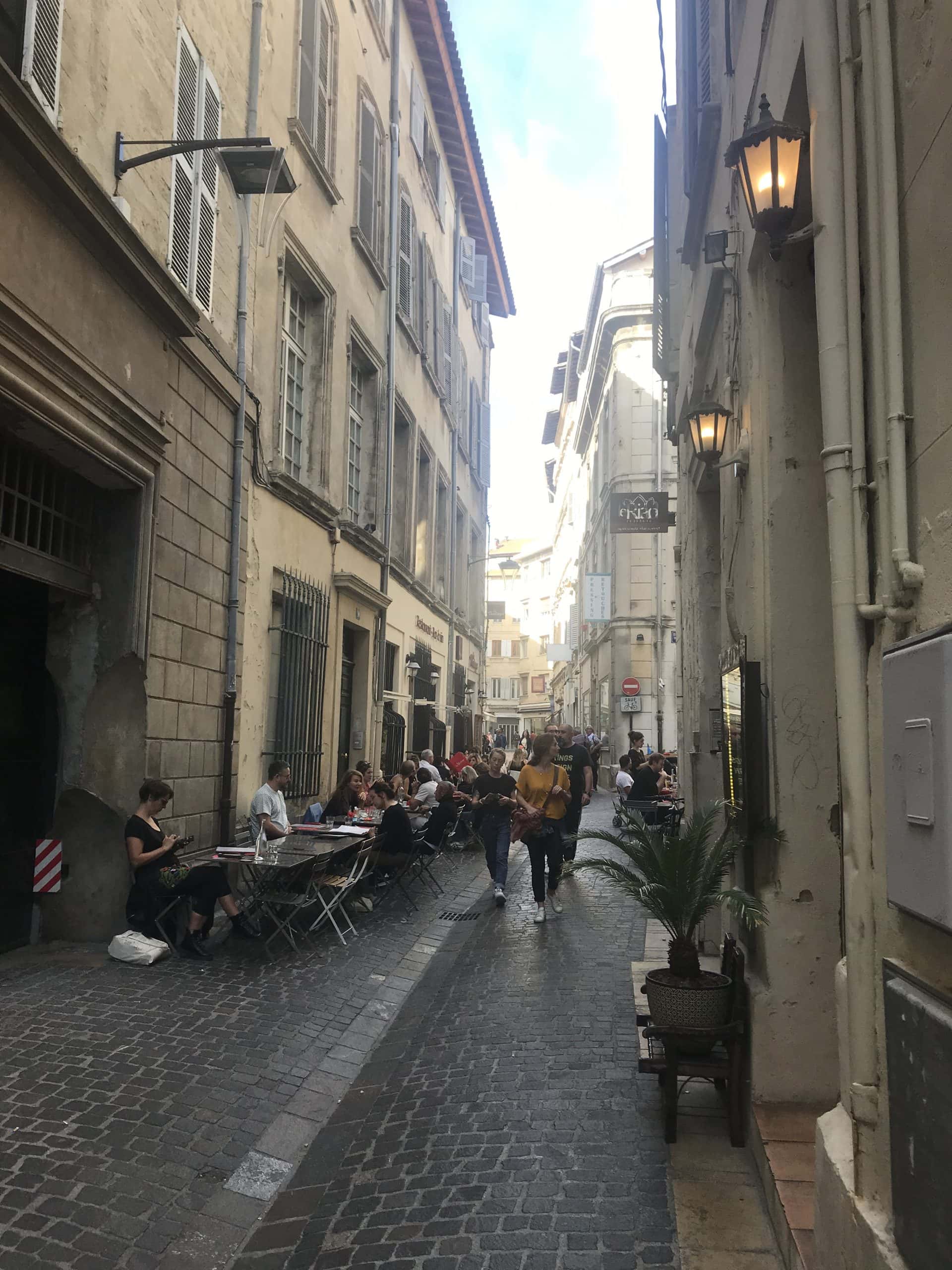 Is Avignon Worth Visiting? Who Should Visit, Why, and Quick Guide ...