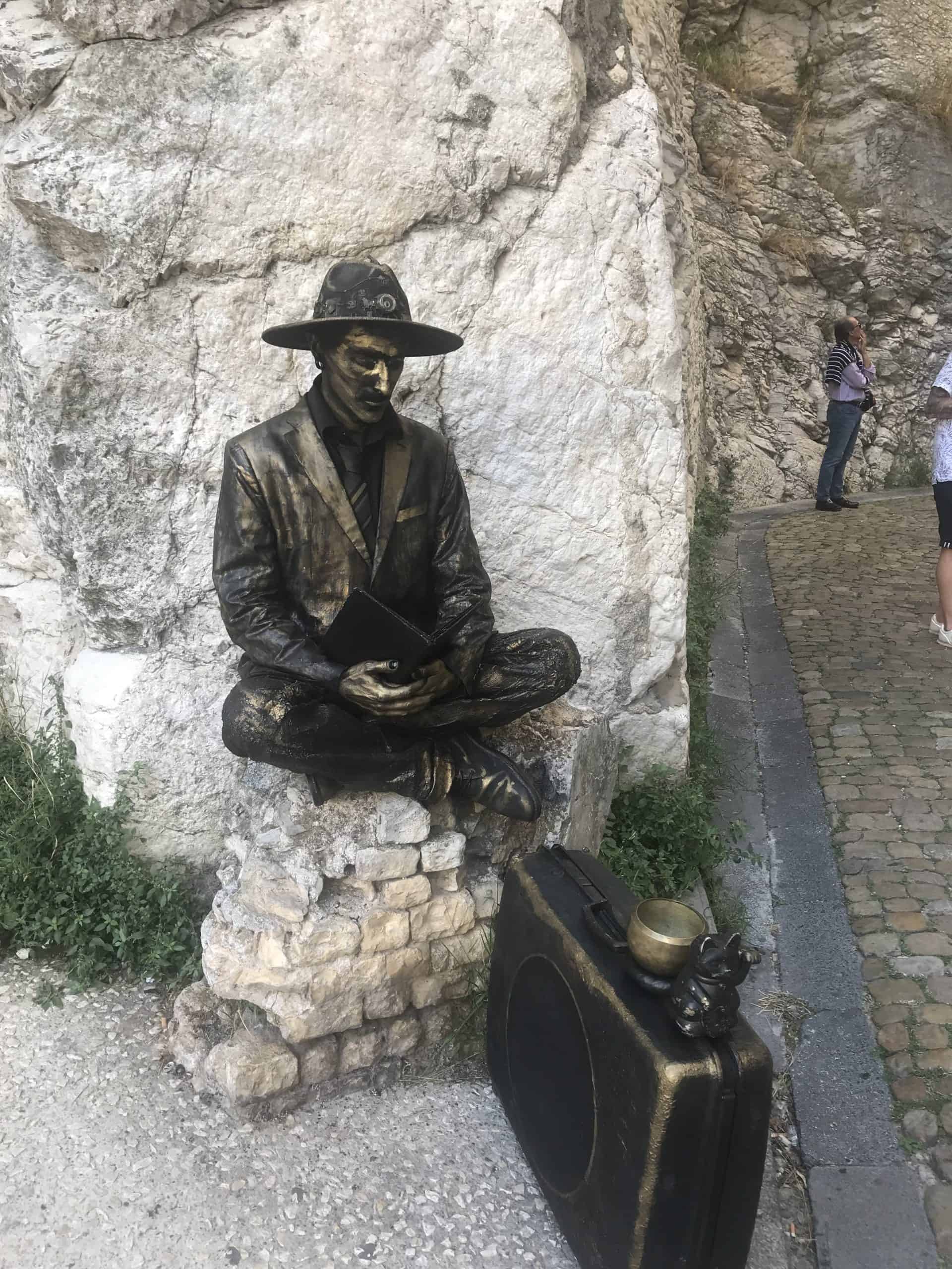 Is Avignon Worth Visiting? Who Should Visit, Why, and Quick Guide ...